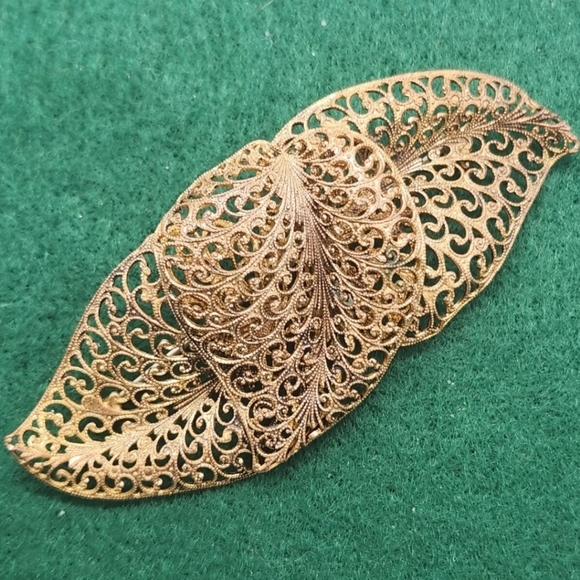 Jewelry | Vintage Goldtone Open Work Filigree Leaves Brooch | Poshmark
